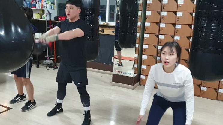 최고의 다이어트 성공을 자랑한다 강동구성내동천호동둔촌동길동 김정범 파워복싱 클럽은 순환운동 중 강동구 다이어트 복싱장
