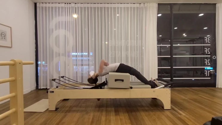 김해필라테스 [ 이엠필라테스 ] / 리포머 숏박스시리즈(short box series) - 라운드백(round back ...