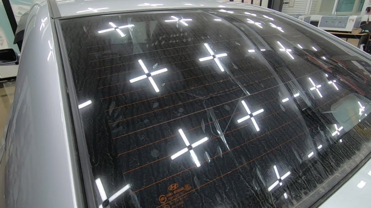 아반떼 Hd 뒷유리교체 후면유리 열차단썬팅 변형과 유리기스등으로 인해 현대자동차 후면유리교환 솔라쉴드 열차단썬팅 패키지 시공과 내차 유리 교환수리 교체비용 Tip 공유