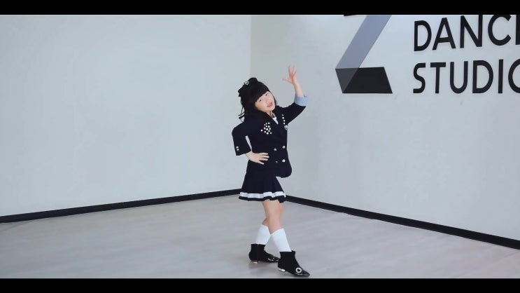 [Z DANCE STUDIO]아이즈원(IZ*ONE) - Panorama / 초등부 CLASS : 네이버 블로그