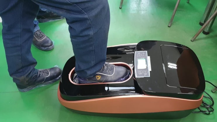 Automatic Shoe Wrapper Machine / 전자동 신발 수축 랩핑기계 / 신발랩핑기 / 영보화학 테스트 동영상 ...