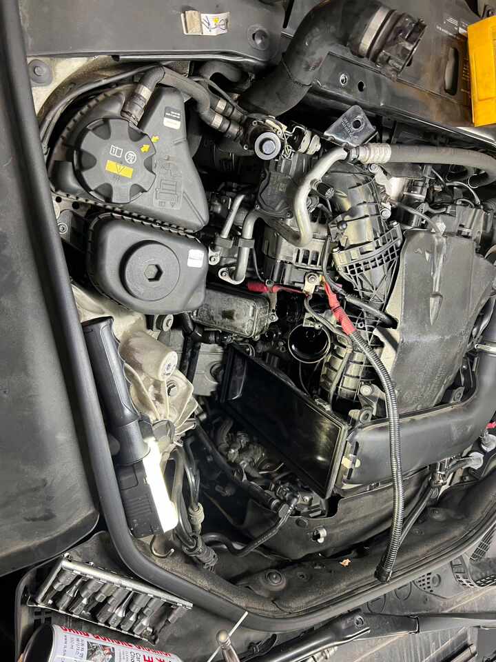 # bmw 640d 엔진오일누유작업#bmw 640d 냉각수누유작업 #bmw 640d 오일필터하우징가스켓세트교환 : 네이버 블로그