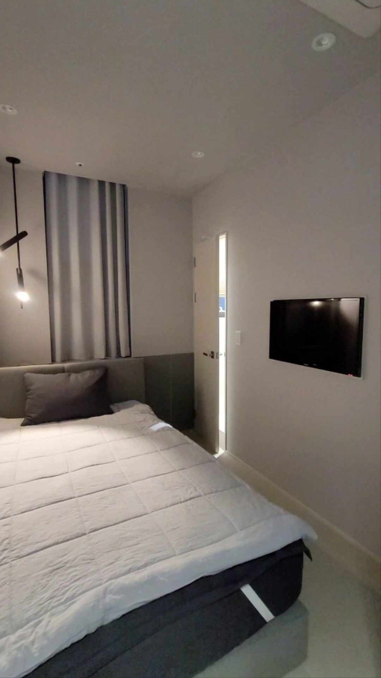 수면다원검사의 가장 큰 한계- 잠자리가 바뀌면 잘 못자는 첫날밤효과(first-night effect)는 불가피. 삼성슬립앤 ...