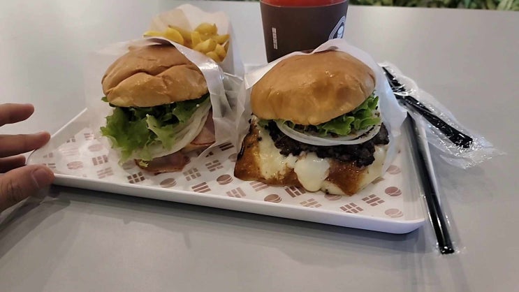 味2味 용산 수제버거 대한버거 용산아이파크몰점 용산역 혼밥 기차 시간 남았을 때 용산아이파크몰 7층 푸드코트 수제버거에서 햄버거 먹자 네이버 블로그