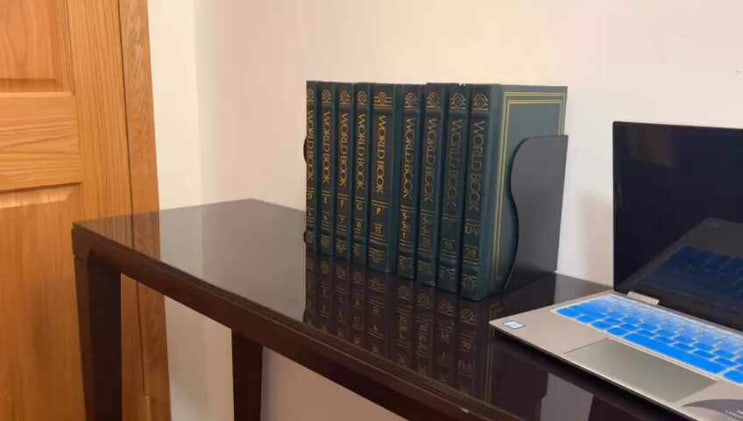 데스크탑 조정 가능한 북엔드 확장 가능한 책 바인더 홀더 테이블 텔레스코픽 책장 금속 메모 책장 랙 선반 어린이 학생 사무용