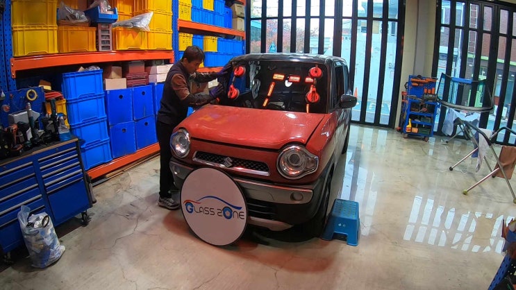 허슬러 앞유리교체 퇴근길 돌빵으로 차유리크랙이 발생한 스즈키 Hustler 전면유리교체 및 쏠라 열차단썬팅 시공과정과 앞유리교환 수리가격등의 정보 Tip 네이버 블로그