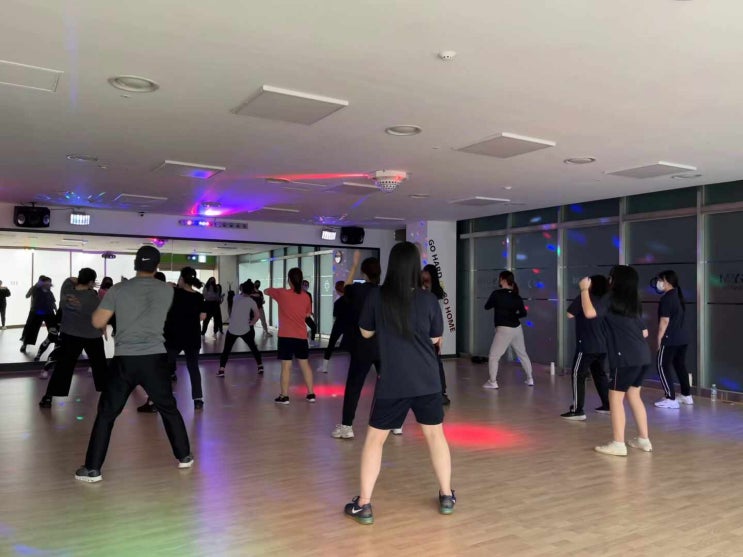 춤신춤왕들만 모인 여기는 잇츠짐🤟🏻마산헬스장 다이어트 댄스 마산댄스 마산줌바 네이버 블로그