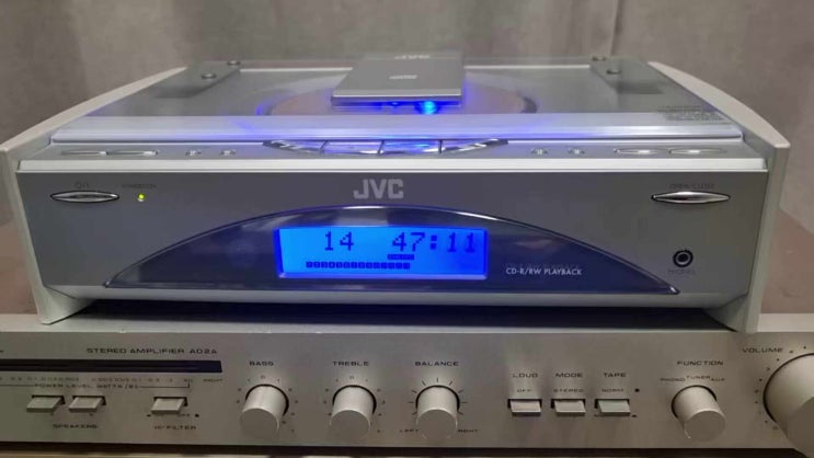 JVC FS-SD770 미니콤포 트레이 벨트 수리 (FS-SD550, FS-SD7등 형제모델 공통) 영화 'I,Robot' 소품 ...