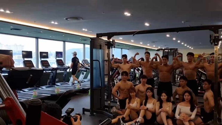 김해헬스내외동헬스 전지점 바디프로필 촬영 현장김해헬스장내외동헬스장김해내외동헬스장 김해헬스 김해팀터틀랫