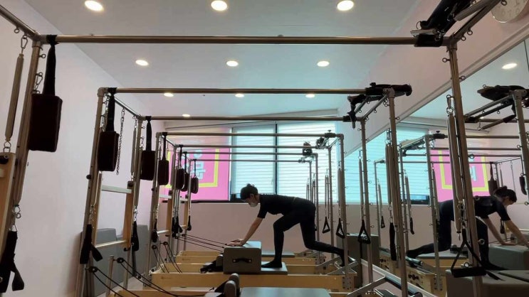 풍무동필라테스 김포 필라테스 운동영상 리포머 프로토 런지 ㅣ보니따필라테스 김포 풍무점 네이버 블로그
