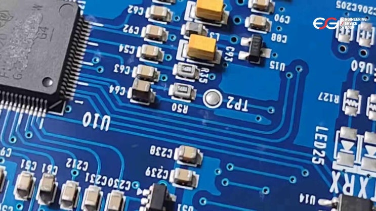 "대형 PCB들도 완벽하게 세정하는 정밀건식세정기 EDS-AUTO! PCB세정의 최강자, 플럭스제거에도 탁월한 성능!" 초경량 정밀건식세정기 EDS-AUTO! 대형PCB세정 ...