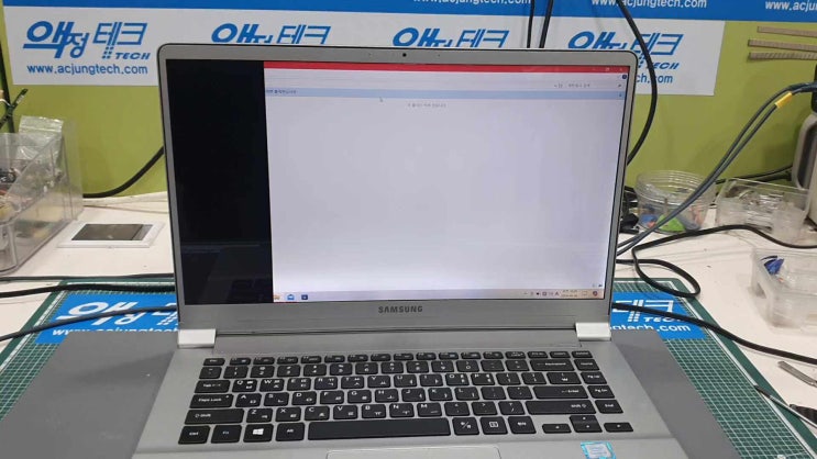노트북 화면 왼쪽 일부 잘려서 안나옴 NT901X5L 수리 : 네이버 블로그