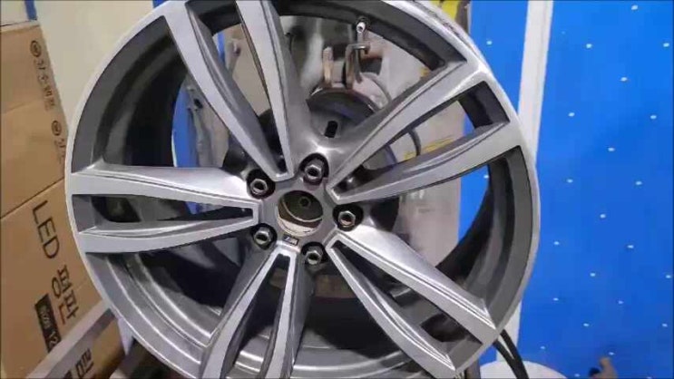 647M 19"휠굴절수리/태백에서 굴절수리하러 방문주신 BMW 740D/열변형없는 휠굴절수리 : 네이버 블로그