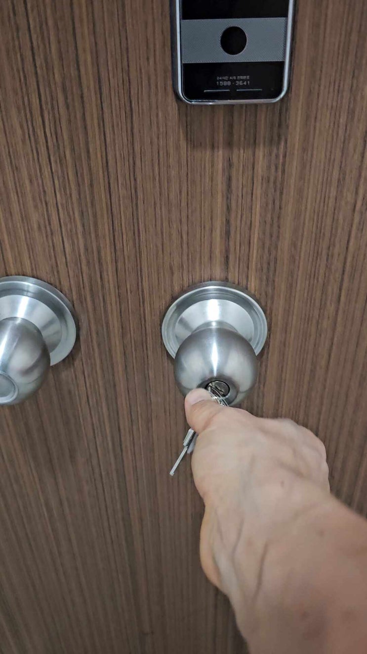 [화장실문고리고장교체설치 안에서갇힘고장]용현동 화장실 문고리고장나 번호키열쇠24시가 설치합니다 네이버 블로그