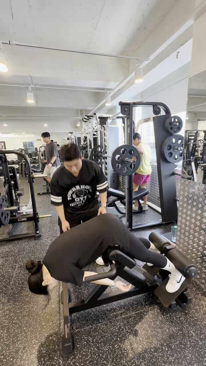 ♠쑥 피트니스♠ 장산 헬스장 장산 피티 좌동 헬스장 좌동 피티 힙과 햄스트링을 만들어 주는 백익스텐션 백익스텐션