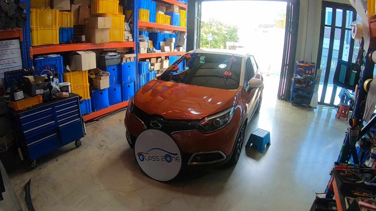 Qm3 전면유리교환 운전중 파손된 르노삼성 정품 자동차유리교환 틴팅 수리순서 과정 소개와 내 차 유리교체 시 정확한 장착비용 정보 조회안내 네이버 블로그