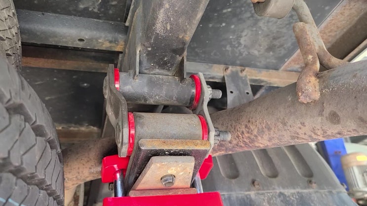 포터2 디젤엔진 탑차 판 스프링 과적차량 헬퍼 스프링 처짐 방지 샤클핀 우레탄 부싱 롤링 감소 튜닝 쇼바 하체