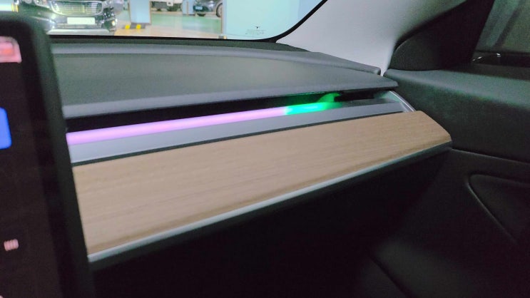 테슬라 모델 3 리프레시 BSD 앰비언트 LED 조명 설치하기 (후측방 사각지대 경고 알림) - 알리 직구 : 네이버 블로그