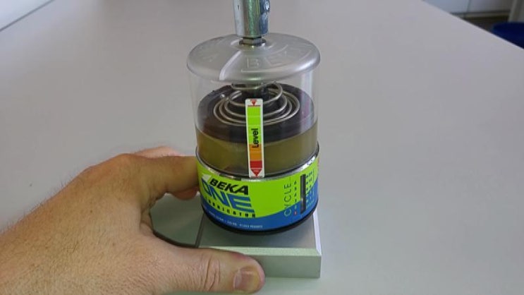 [100프로 전제품 독일생산]BEKA ONE 베카원(그리스컵/소형 구리스펌프 /자동그리스주유기) 초기 그리스 충전동영상 ...