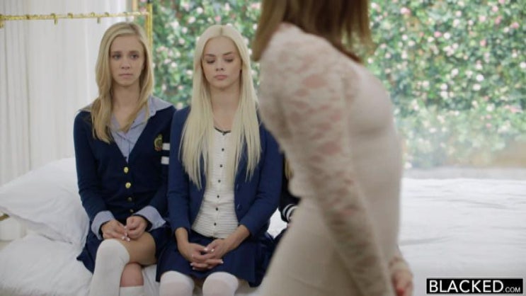 [clip] Preppy Girl Threesome Get Three Elsa Jean Rachel James