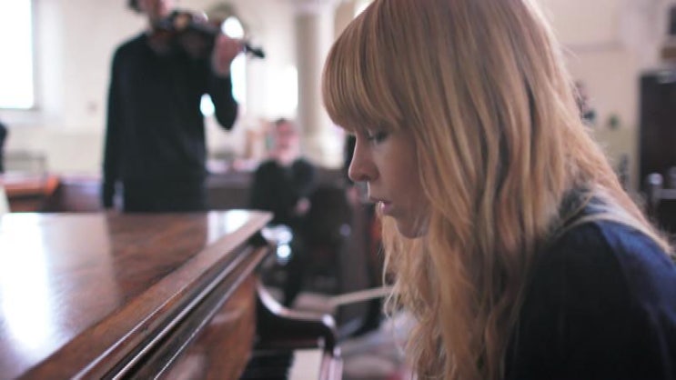 ♠♠♠ Lucy Rose (루시 로즈) - Moirai (Burberry Acoustic LIVE) : 네이버 블로그