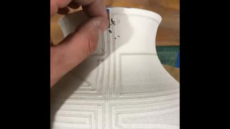 VIDEO: Tape-Masking Glaze Peeling on Jonathan Van Patten's Ceramics ...