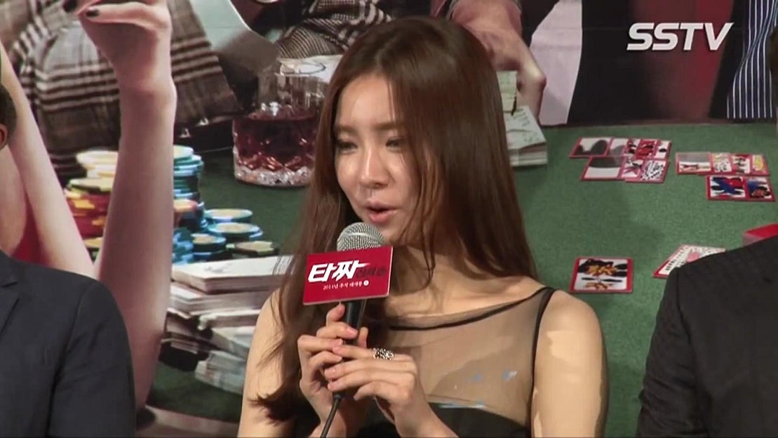 ‘타짜2’ 신세경(Shin Se Kyoung) “노출연기 부담, 촬영 내내 배에서 꼬르륵” - 네이버 TV