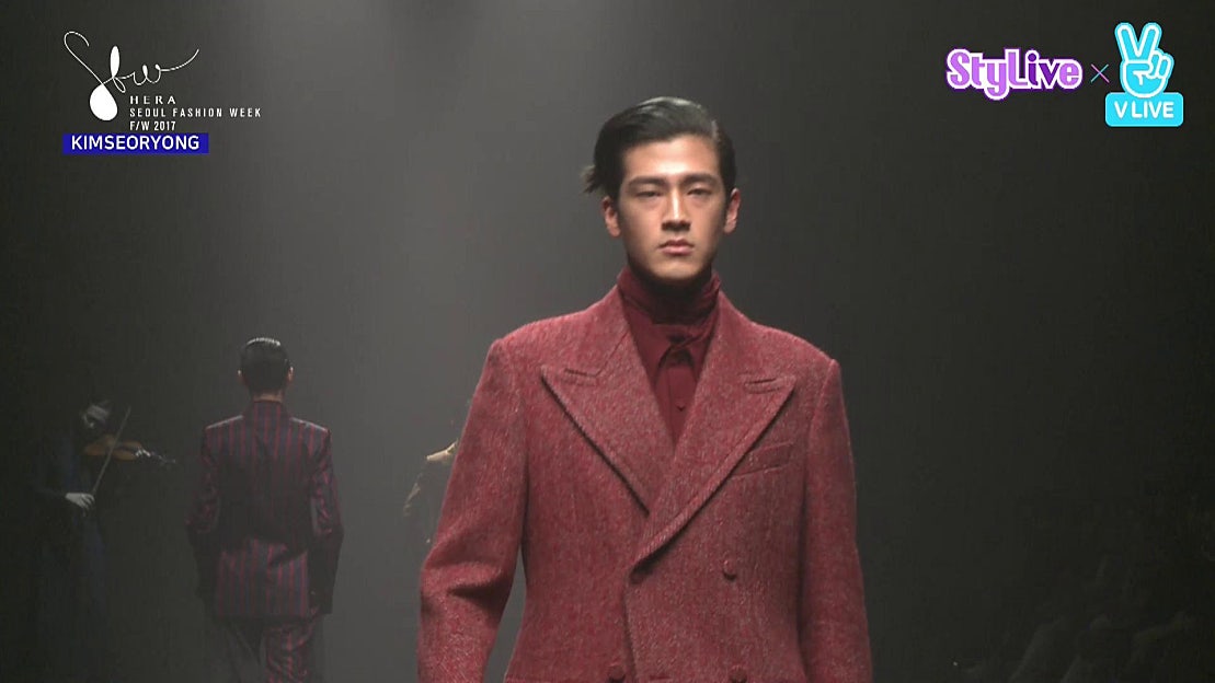 [동아컬렉션] KIM SEOR YONG 17FW - 네이버 TV
