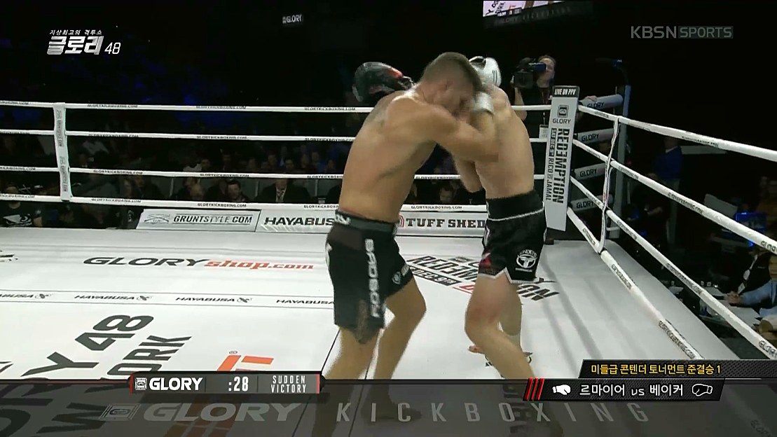 [미들급] 연장전 4R, 마이크 르마이어 VS 맷 베이커 - 네이버 TV