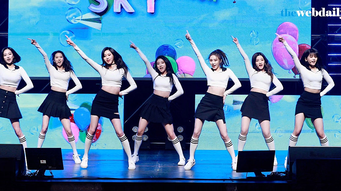 [WD영상] CLC ‘To The Sky’ 쇼케이스 라이브 무대 - 네이버 TV