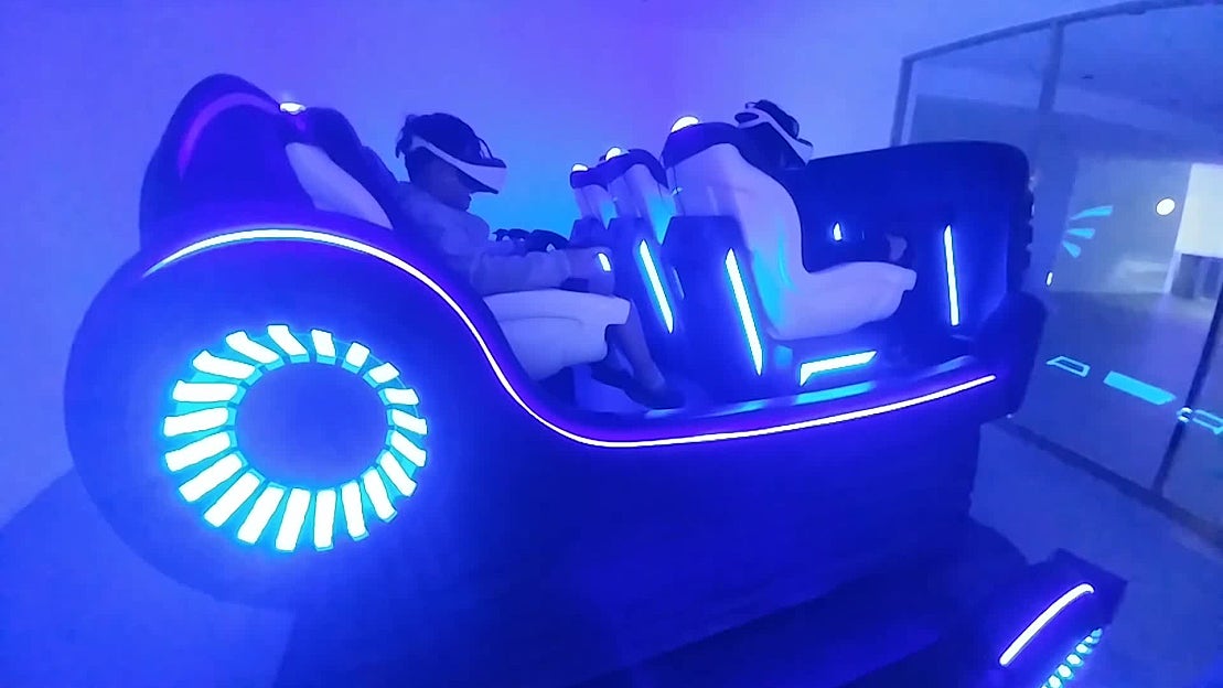 4dx처럼 6명 동시에 vr 경주 vrs - 네이버 TV