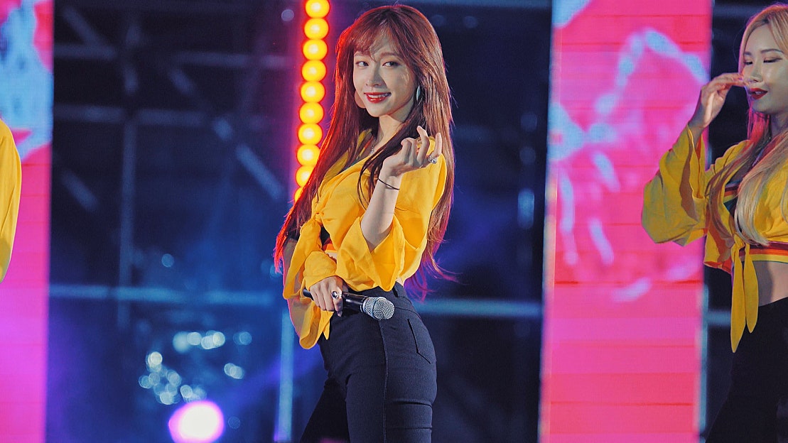 EXID(이엑스아이디) - 덜덜덜(DDD)@181013 군산 가을낭만콘서트 [ 4k Fancam/직캠] By TheGsd - 네이버 TV