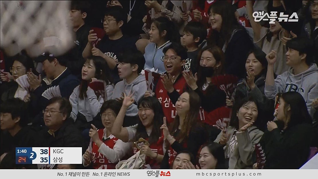 [2Q] '우리가 있다!' 매킨토시-컬페퍼 조합으로 역전하는 KGC - 네이버 TV