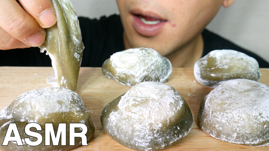 ASMR Ice Cream Mochi melted(Mukbang Eating Sounds)/녹은찰떡아이스 - 네이버 TV