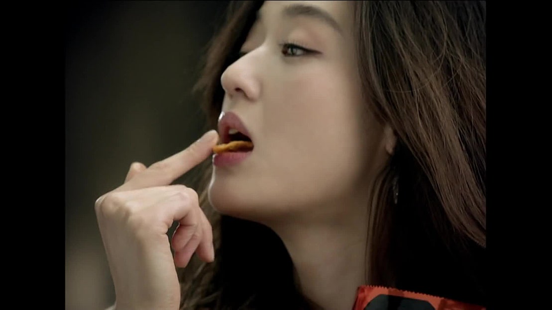 #전지현 Jun Ji Hyun - 도도한나쵸 TVCF - 먹어주는 맛 편(20s) - 네이버 TV