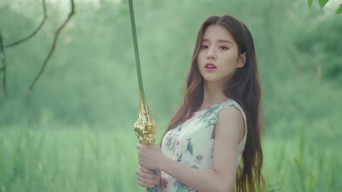 [창조의법칙] 이달의소녀 본편 TVCF (희진 - 웹툰스테이지편) #오늘의광고#CF - 네이버 TV