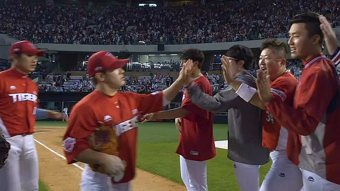 [전체HL] '최형우 투런+차명진 3승' KIA, LG전 6경기만에 승리 신고 - 네이버 TV