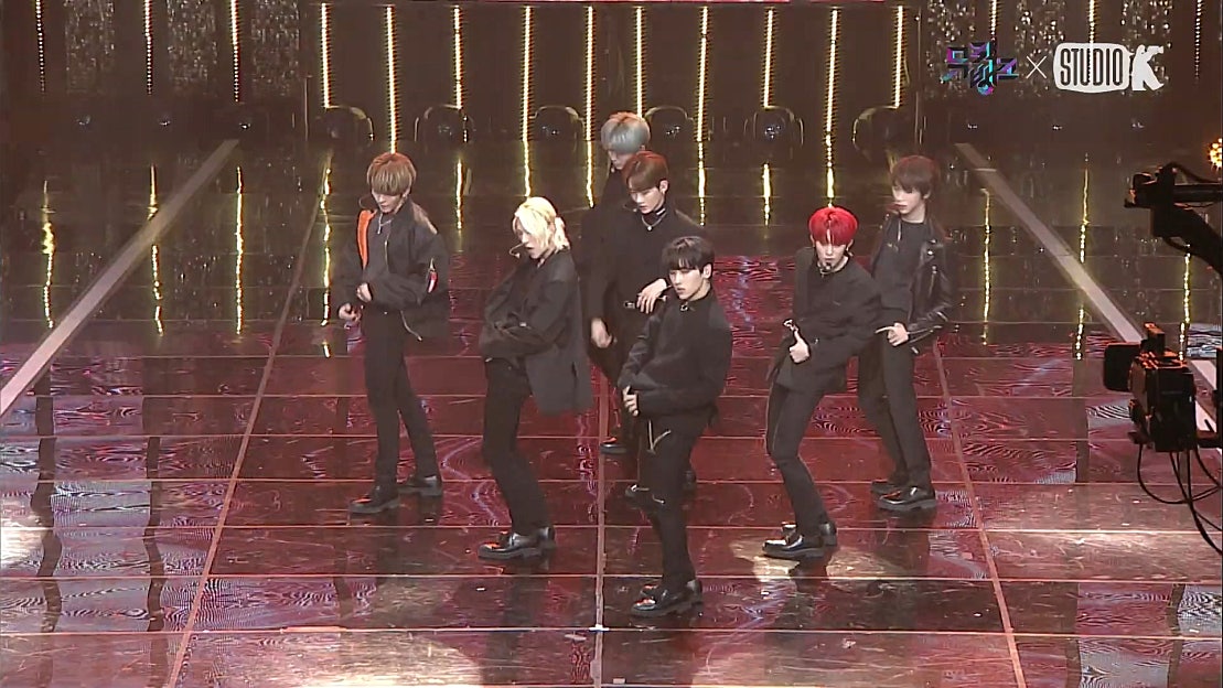 [K-Choreo] 온리원오브 직캠 sage(구원) (OnlyOneOf Choreography) l @MusicBank ...