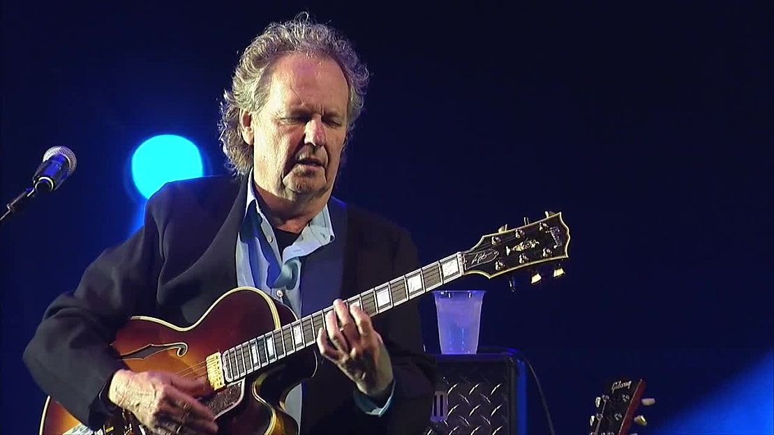 Lee Ritenour and Dave Grusin - Jarasum Int'l Jazz Festival 2017 - 네이버 TV
