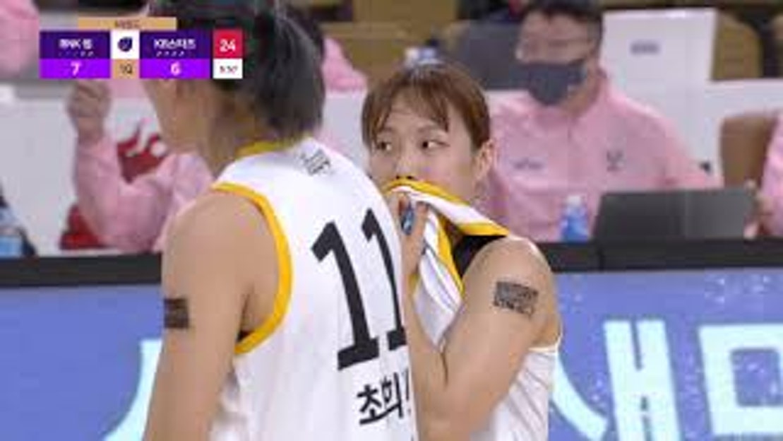 초반부터 팽팽힌 승부를 펼치는 두팀 [BNK vs KB 1R 1쿼터] - 네이버 TV