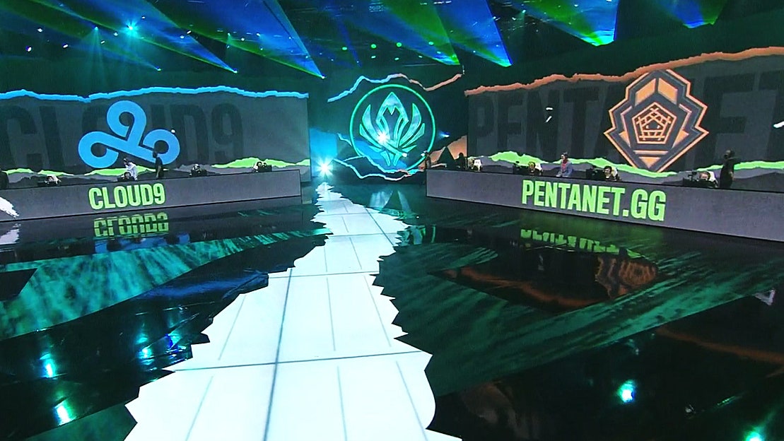 C9-PGG 럼블 스테이지 Day3 1경기 - 네이버 TV