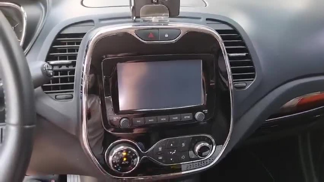 QM3 네비 블랙아웃 현상 - 네이버 TV