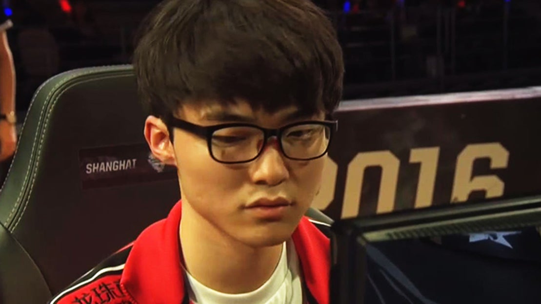 SKT-CLG 조별 예선 풀리그 Day4 3경기 - 네이버 TV