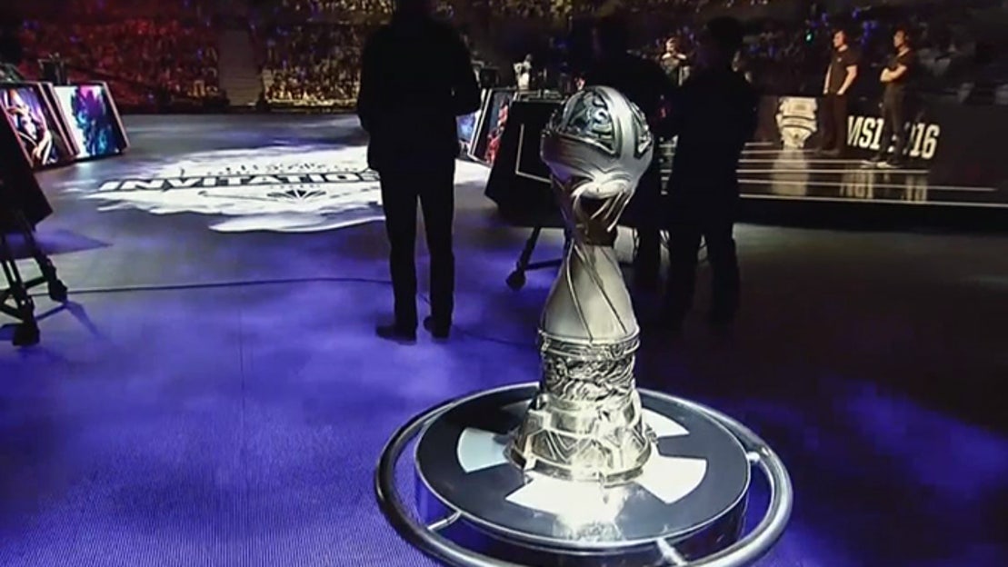 RNG-SKT 준결승 1세트 - 네이버 TV