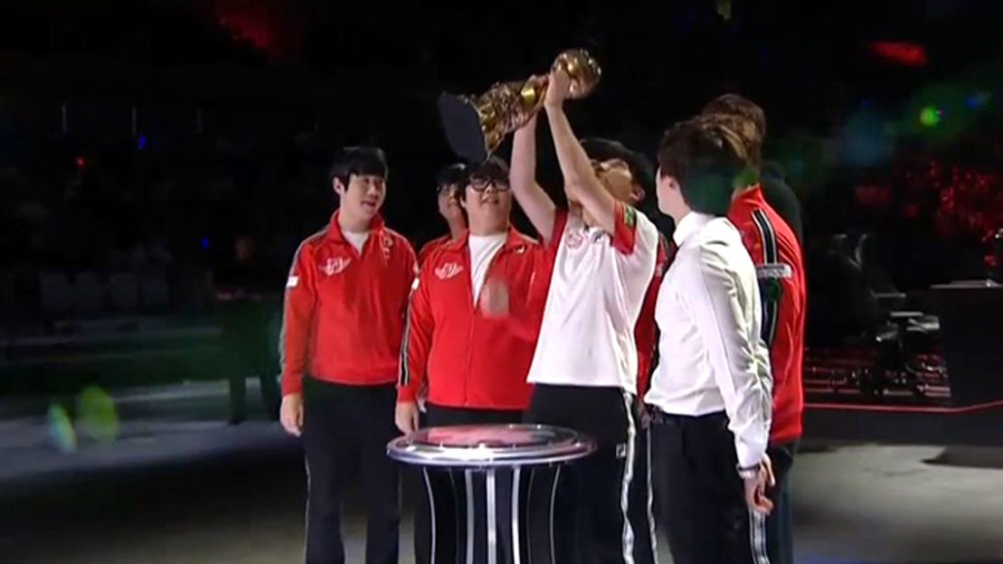 CLG-SKT 결승 3세트 - 네이버 TV