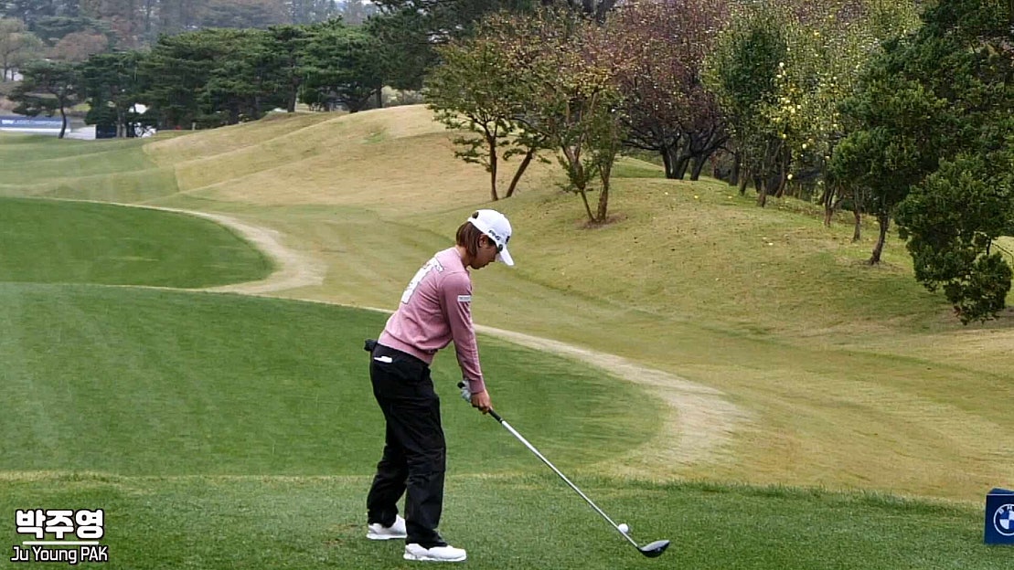 [KLPGA Swing] 장타자 박주영의 드라이버 스윙 - 네이버 TV