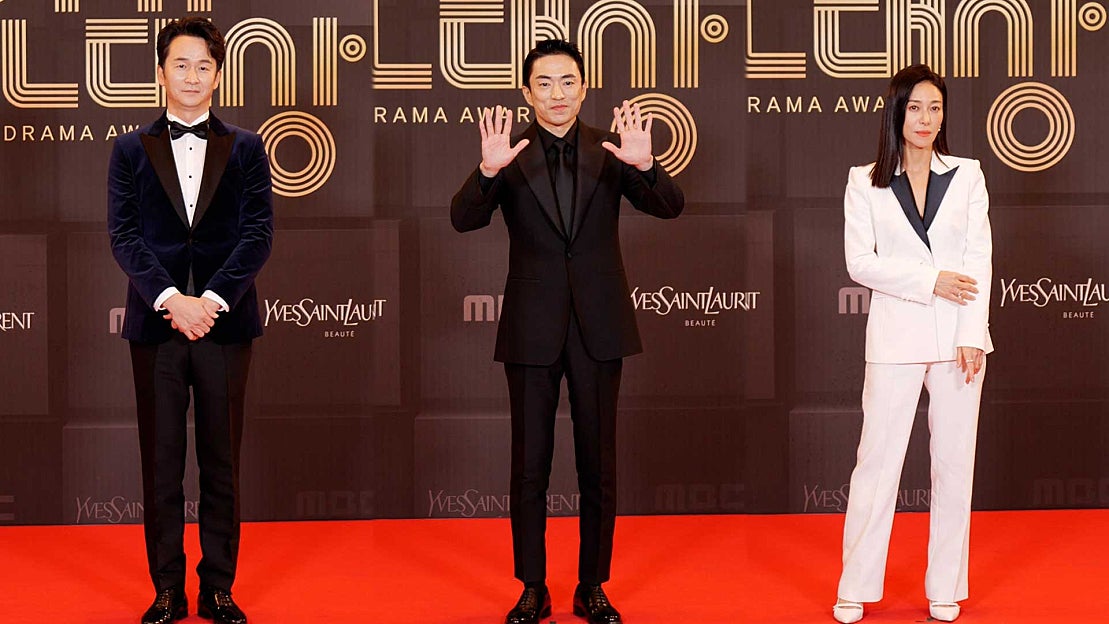 《포토월》 ＜검은태양＞ 장영남(도진숙 役)x정문성(장천우 役)x김종태(강필호 役), MBC 211230 방송 - 네이버 TV