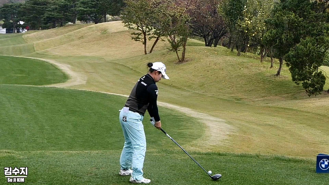 [KLPGA Swing] 상체 회전을 활용한 김수지의 티샷 - 네이버 TV