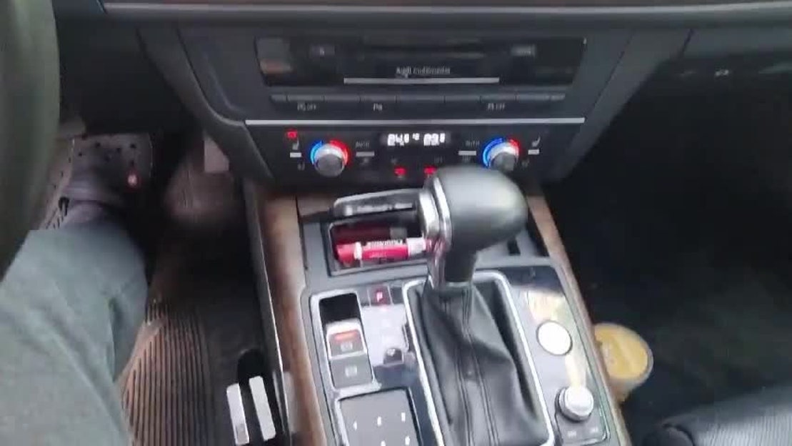 아우디 A6 MMI 블랙아웃 수리 완료 - 네이버 TV