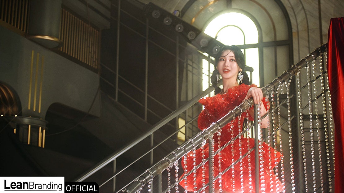 홍지윤 ( HONG JI YUN ) - 사랑의 여왕 ( The Queen of Love ) Official MV Teaser ...